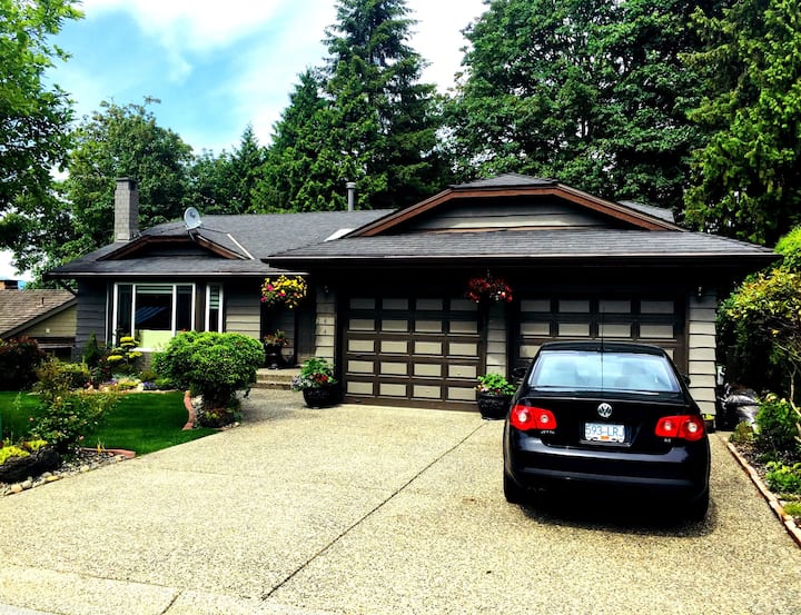Hidden Gem In North Delta. - Burnaby