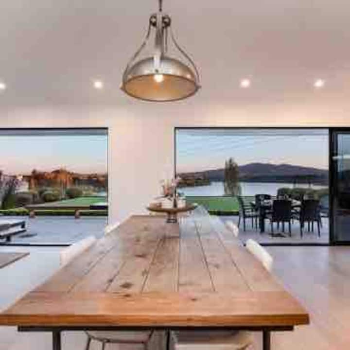 Karapiro Lakeside - Cambridge