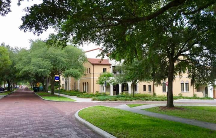 Greatest Location In Winter Park! (4) - Winter Park, FL