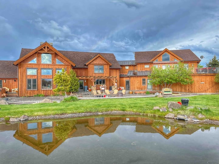 Sunburst Guesthouse: Luxury & Magnificent Views! - Sisters, OR