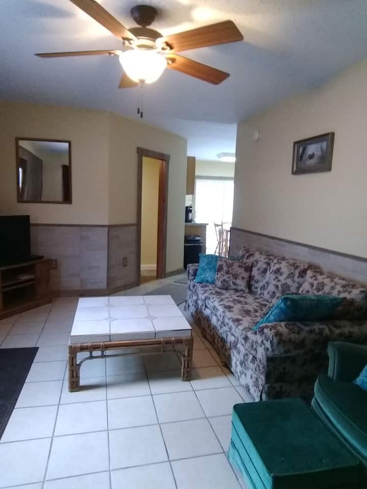 Faith - Heated Cabin At Upper Silver Lake 6person - Pentwater, MI