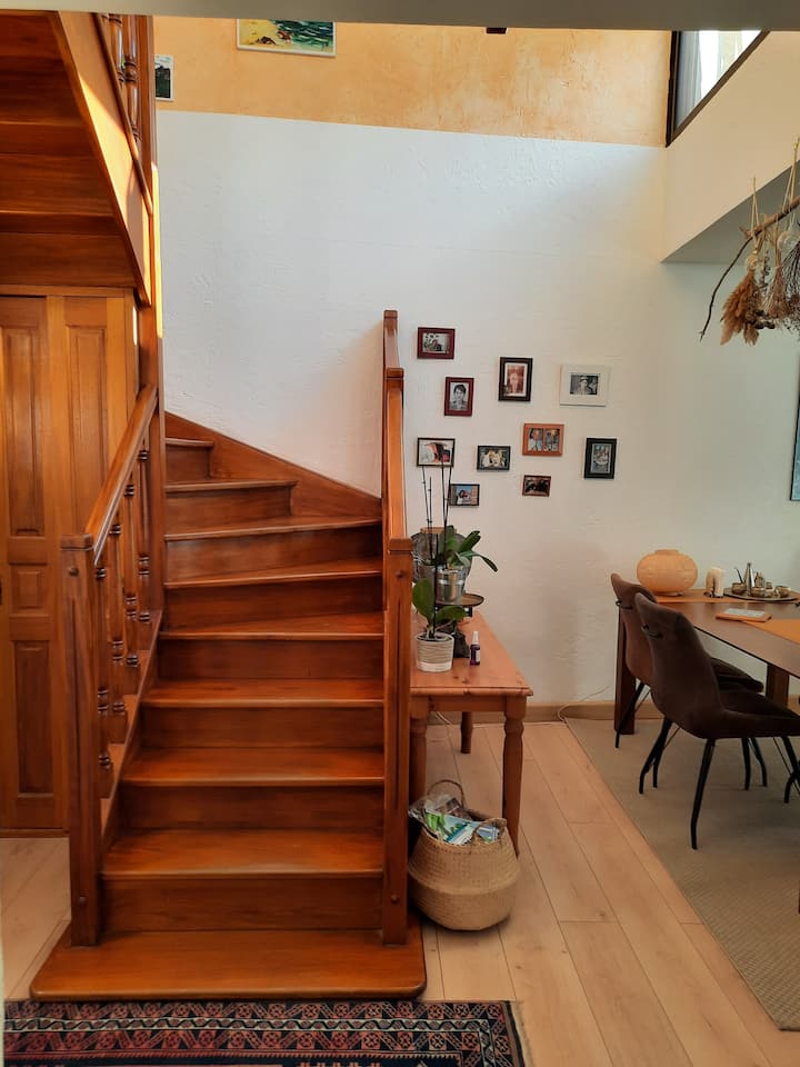 ÉTage De Duplex Avec Sa  Véranda Et Sa Belle Vue - Salon-de-Provence