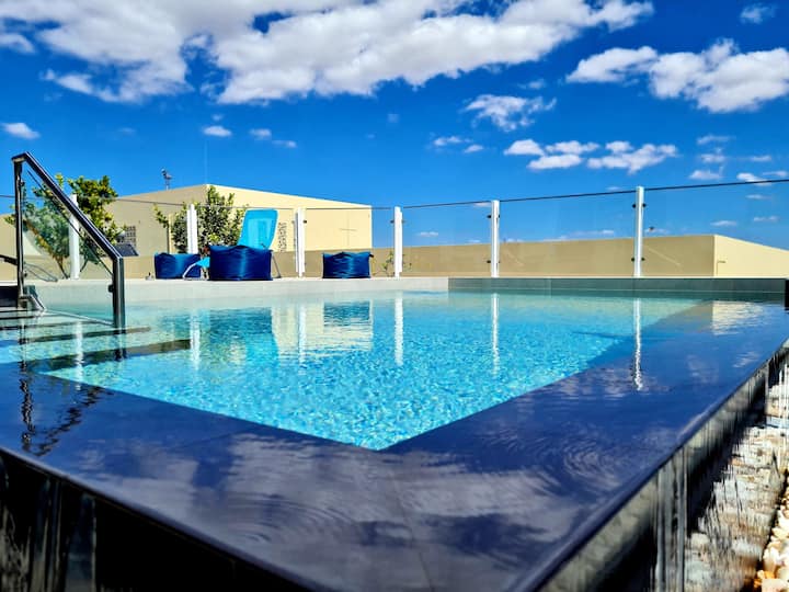 Domitório Misto 10 Pessoas - Algarve