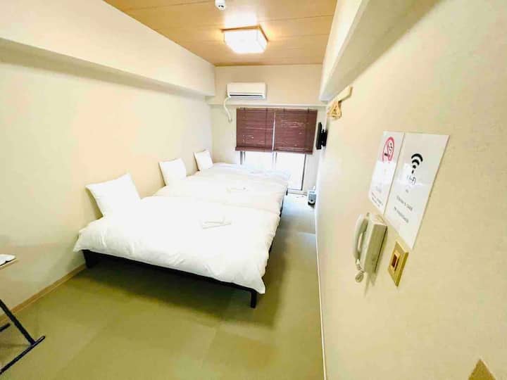 Dotonbori 3min, Japanese-style Room,バルコニー付き/602 - Osaka, Japan