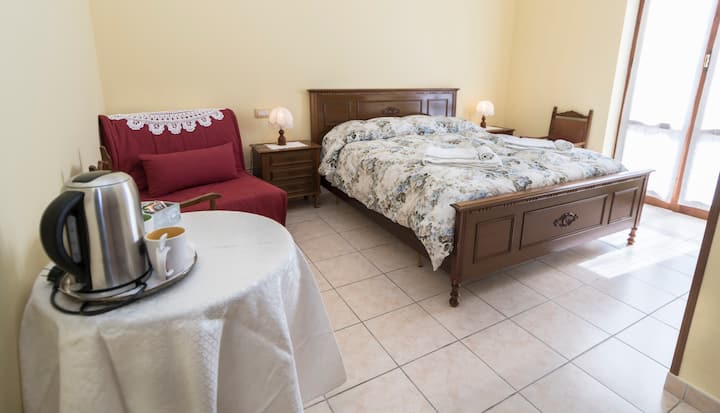 Accogliente Camera Tripla Ai Piedi Di Assisi - Bastia Umbra