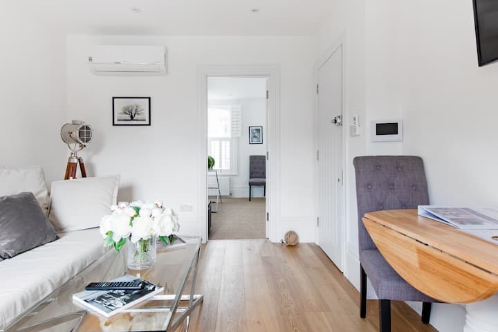 Elegantly Designed Flat By Fulham Broadway Tube/ Whole Foods - Chelsea