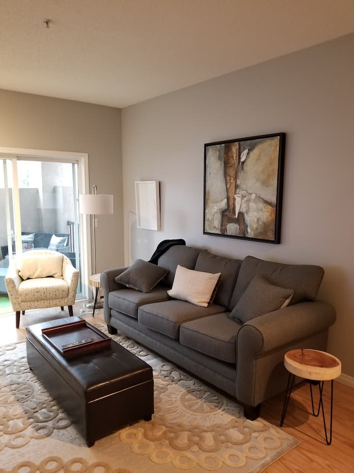 Centrally Located In The Heart Of Calgary - 卡加利