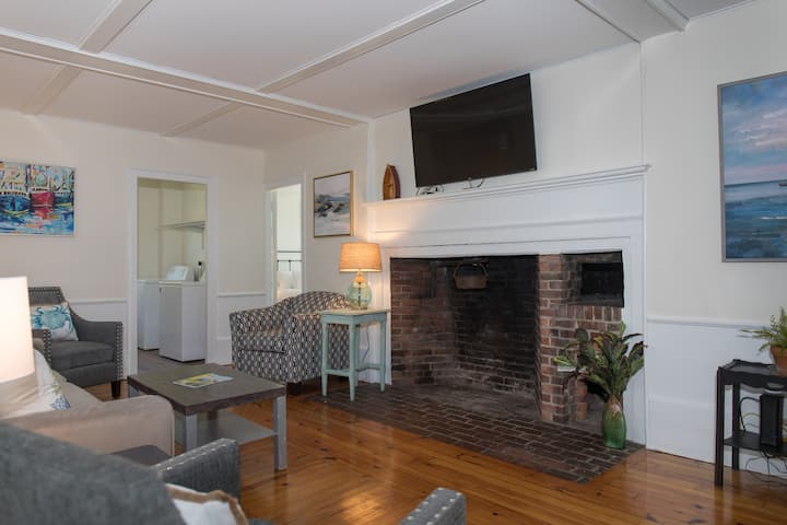 Historic Home Located In The Heart Of Wells - Wells, ME