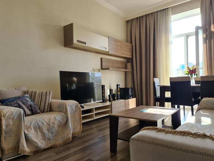 2-bedroom Rental Apartment For Authentic Travelers - Bakú