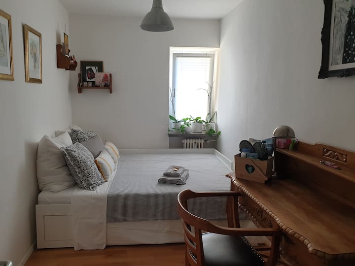 2 Privatzimmer In West-schwabing - Munich