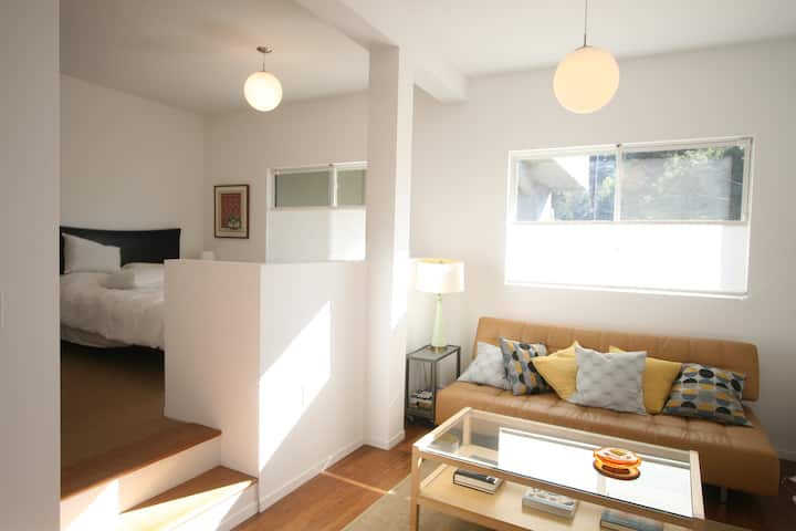 Beautiful Berkeley Hills Studio - Berkeley, CA