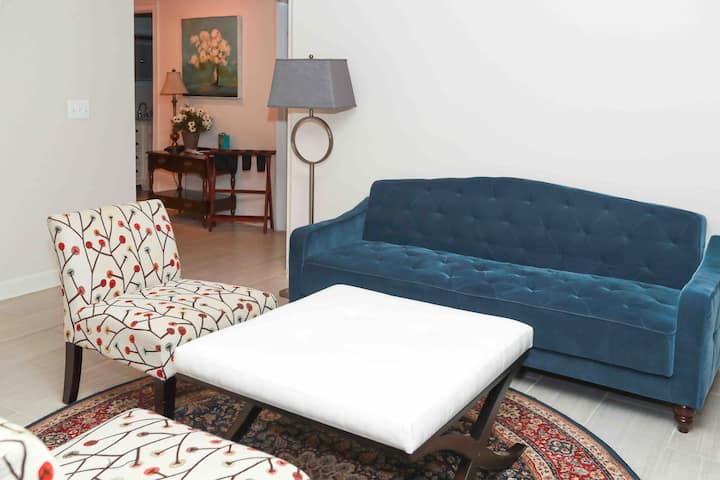 Executive Basement Studio -Near Tyson’s+ Bus/metro - Falls Church