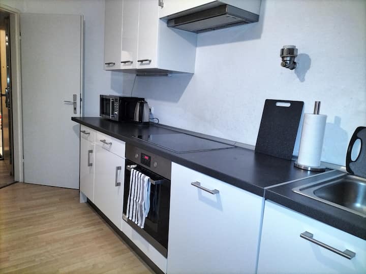 E13b Schönes 2 Zi. Whg In Eschborn Bis Max. 5p. - Fráncfort del Meno