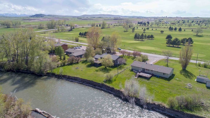 Haven On The Famous Gallatin River W/ Hot Tub - Gallatin Gateway, MT
