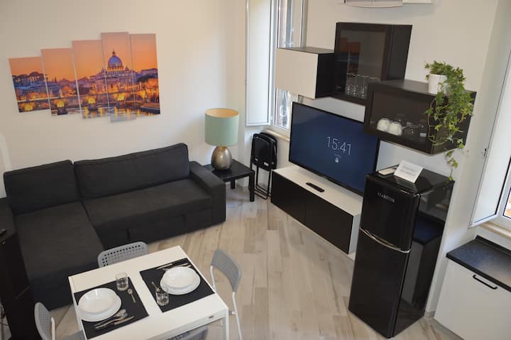 Apartment For 6 Near The Vatican–400 M From Metro - Rome