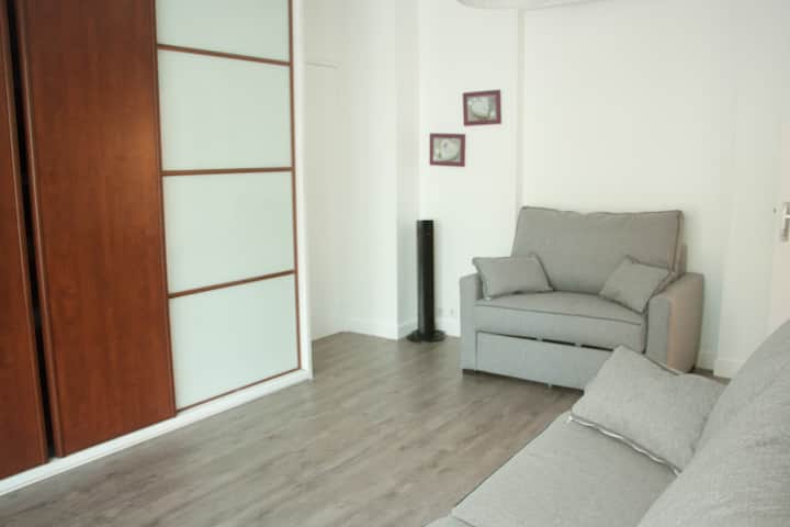 3 P/68m2/2 Ch/8 Personnes/parking Privé Gratuit - Porte de Vanves