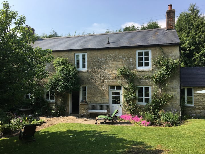 Walnut House Cotswolds - Witney