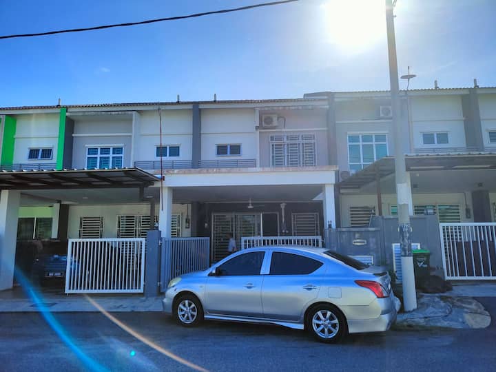 Jitra Homestay - Pokok Sena