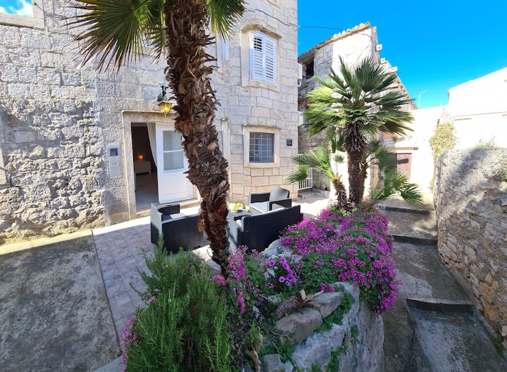 Studio Apartment Marella - Vis