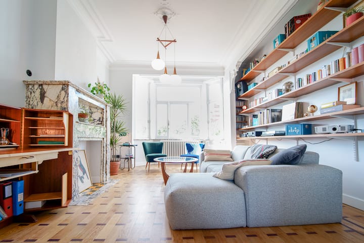 Classic Vintage And Central  Apartment - Bruselas, Bélgica