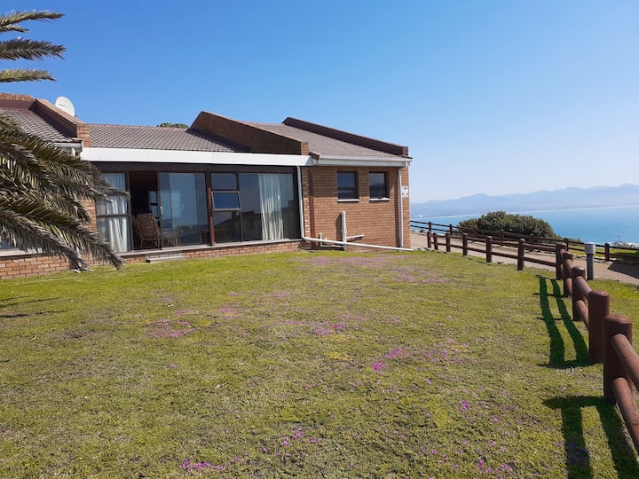 Mossel Bay Chalet - Sea View And Trails - Mossel Bay