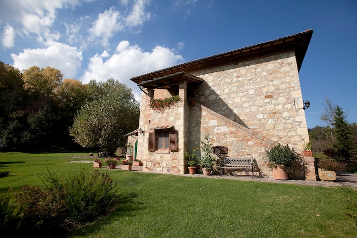 Antica Casa Colonica Nel Verde - Montepulciano
