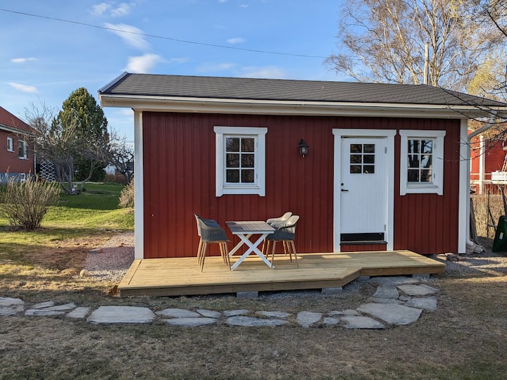 Liten Stuga Mitt I Byn - Järvsö