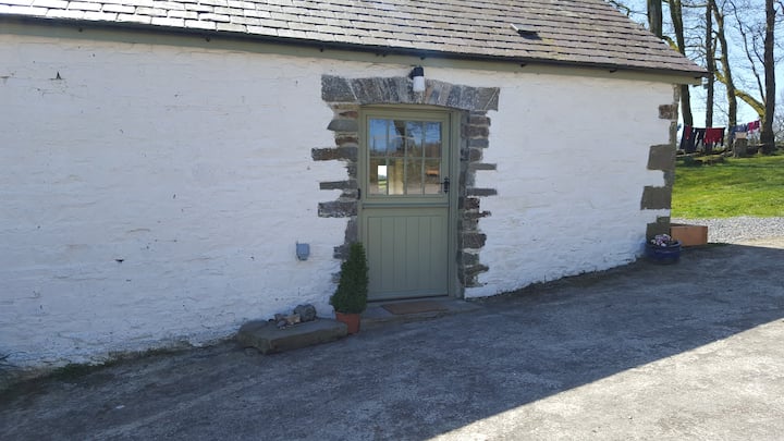 Old Mill Near New Quay In Peaceful Rural Location - Aberaeron