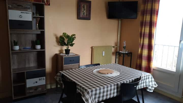 Etudiant Ou Personne En Déplacement - Nevers