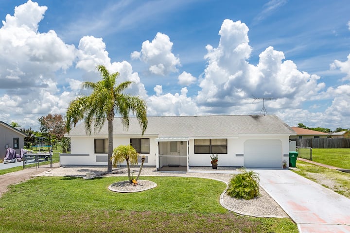 Chaves - Vacation Home, 6 Sleeps - Port Charlotte, FL