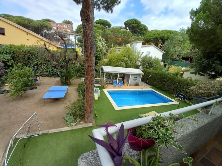 Casa Con Piscina Y Barbacoa - Cabrils