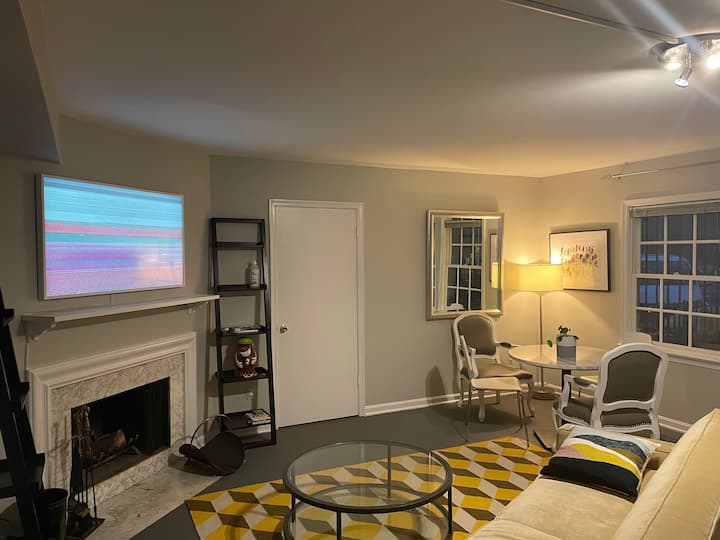 Plenty Of Room In Capitol Hill Close To Everything - Washington, D.C.
