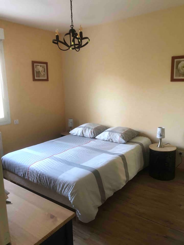 Chambre Privée Dans Une Maison à La Campagne - Camiers