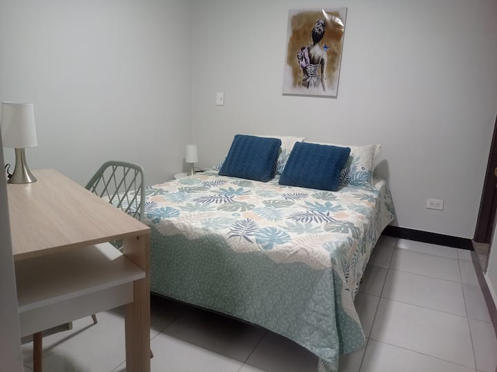 2 Casa Tangara Habitación Con Rico Desayuno - 메데인