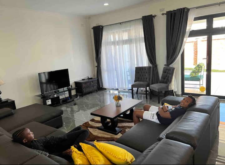 Modern Villa, In Gated Community Near Airport. - Harare