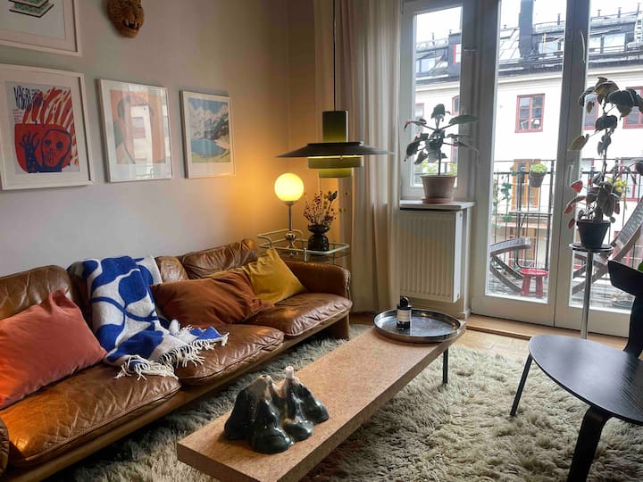 Stylish Sofo Flat W/balcony, Perfect Location - Stockholm