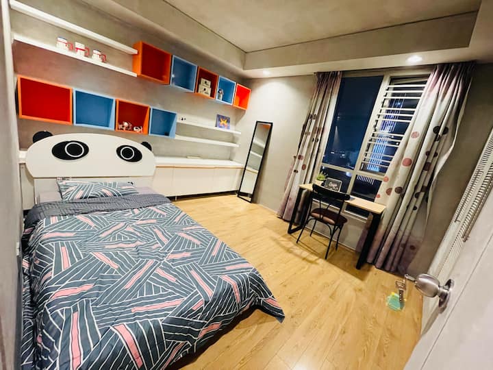 Comfortable|cozy|airy Space To Work, Study & Relax - Hô Chi Minh-Ville