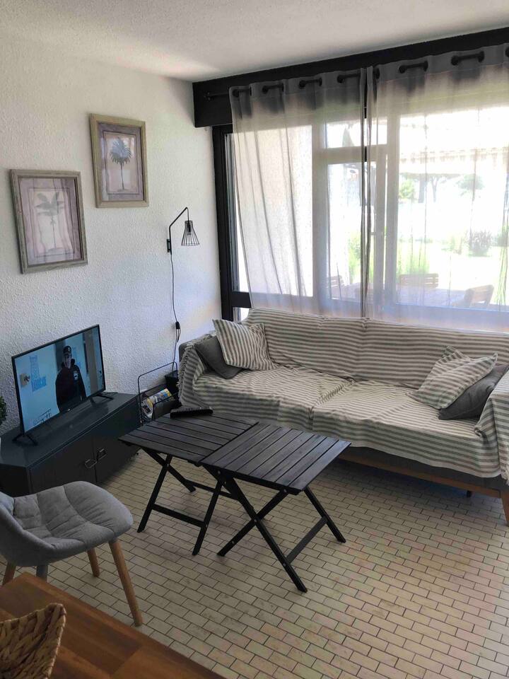 Appartement Dans Marina Avec Piscine - Aigues-Mortes