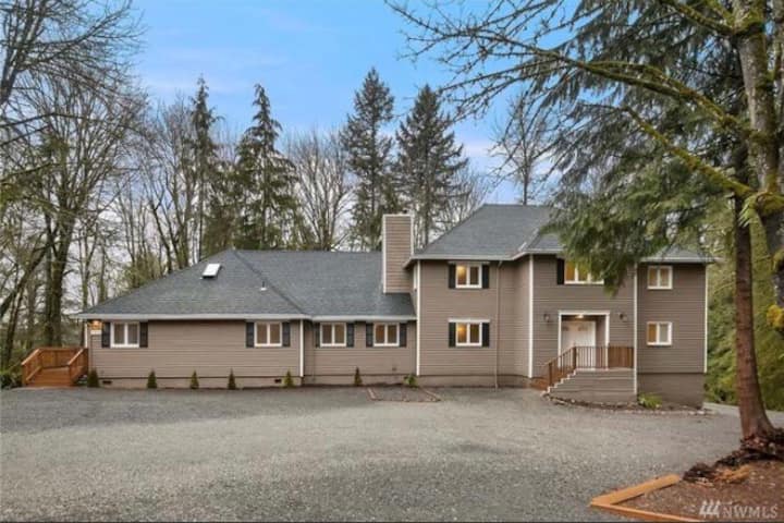 Beautiful Home: Enjoy Nature 10 Mins From Downtown - Snoqualmie, WA
