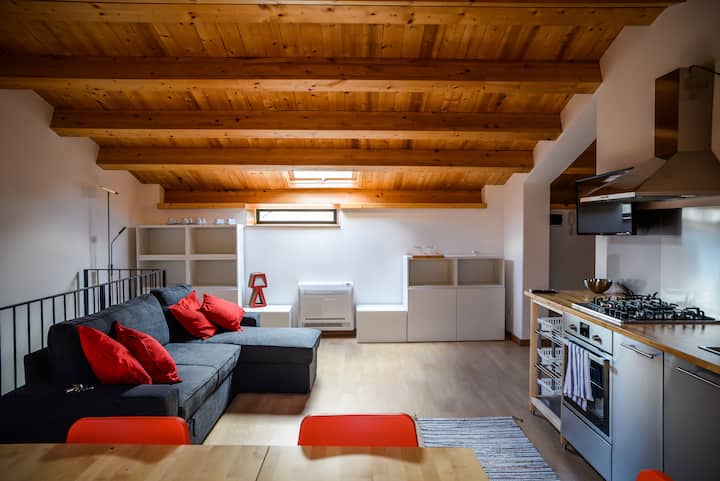 Casa Vacanza Antico Corso - Casa Rossa - Catania