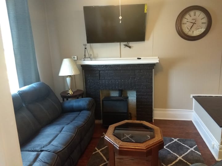 The Hertel Suites "B" With Complementary Breakfast - Kenmore, NY