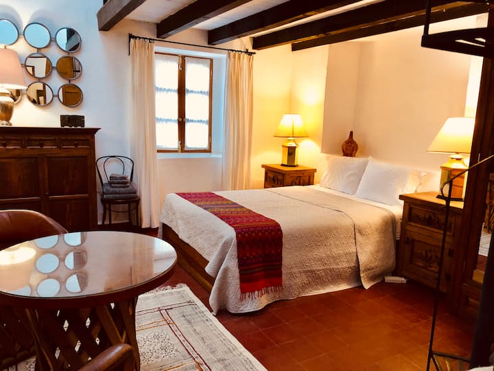 Charming 3br Colonial Home 3min Walk To Square - San Miguel de Allende