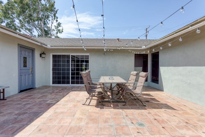 Heart Of La & Disneyland Spacious Home - Whittier, CA