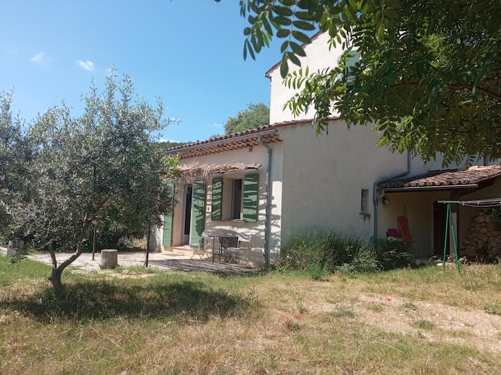 Gîte à La Ferme Bio - "La Vigne à Vélo" - Draguignan
