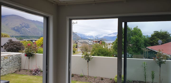 New Dungarvon Retreat. - Wanaka
