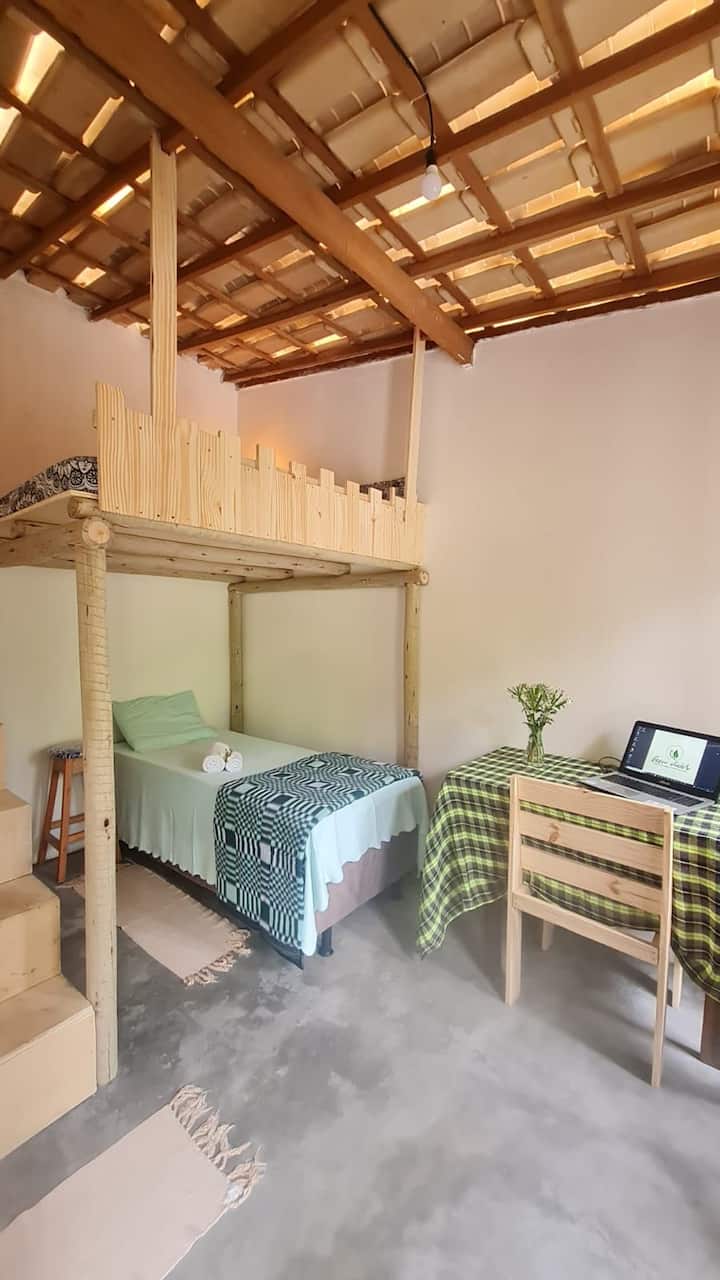 Quarto Quádruplo Com Mesanino No Bem Viver - Vitória da Conquista