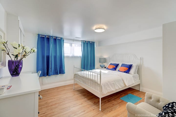 Private 2 Beds Suite Toronto - Toronto