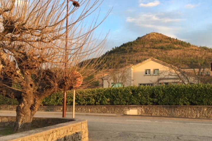 Ardèche, Sereine Galilée - Aubenas