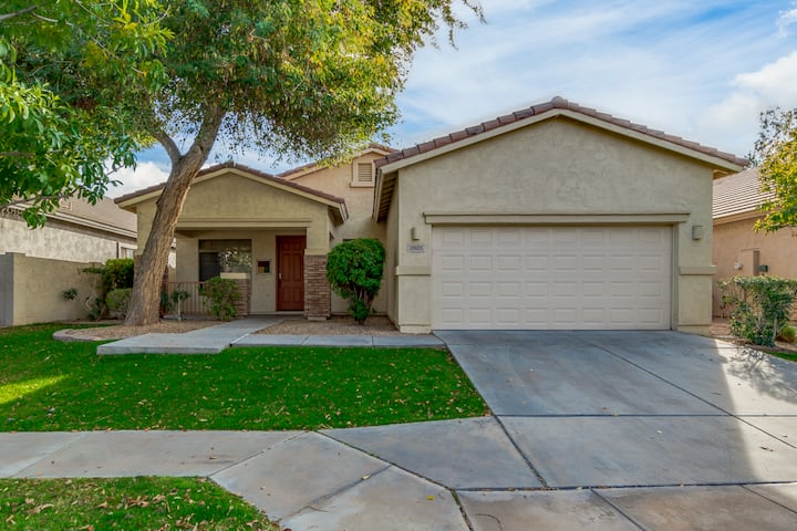 *Gated Golf Community! Central Location! Hiking!* - Phoenix