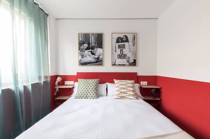 Baño Privado En Suite, Habitación Vistas Al Jardín - Madrid